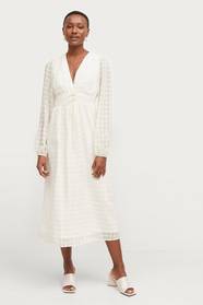 Gina Tricot Kl nning Misty Midi Dress Vit Sommarkl nningar Ellos se