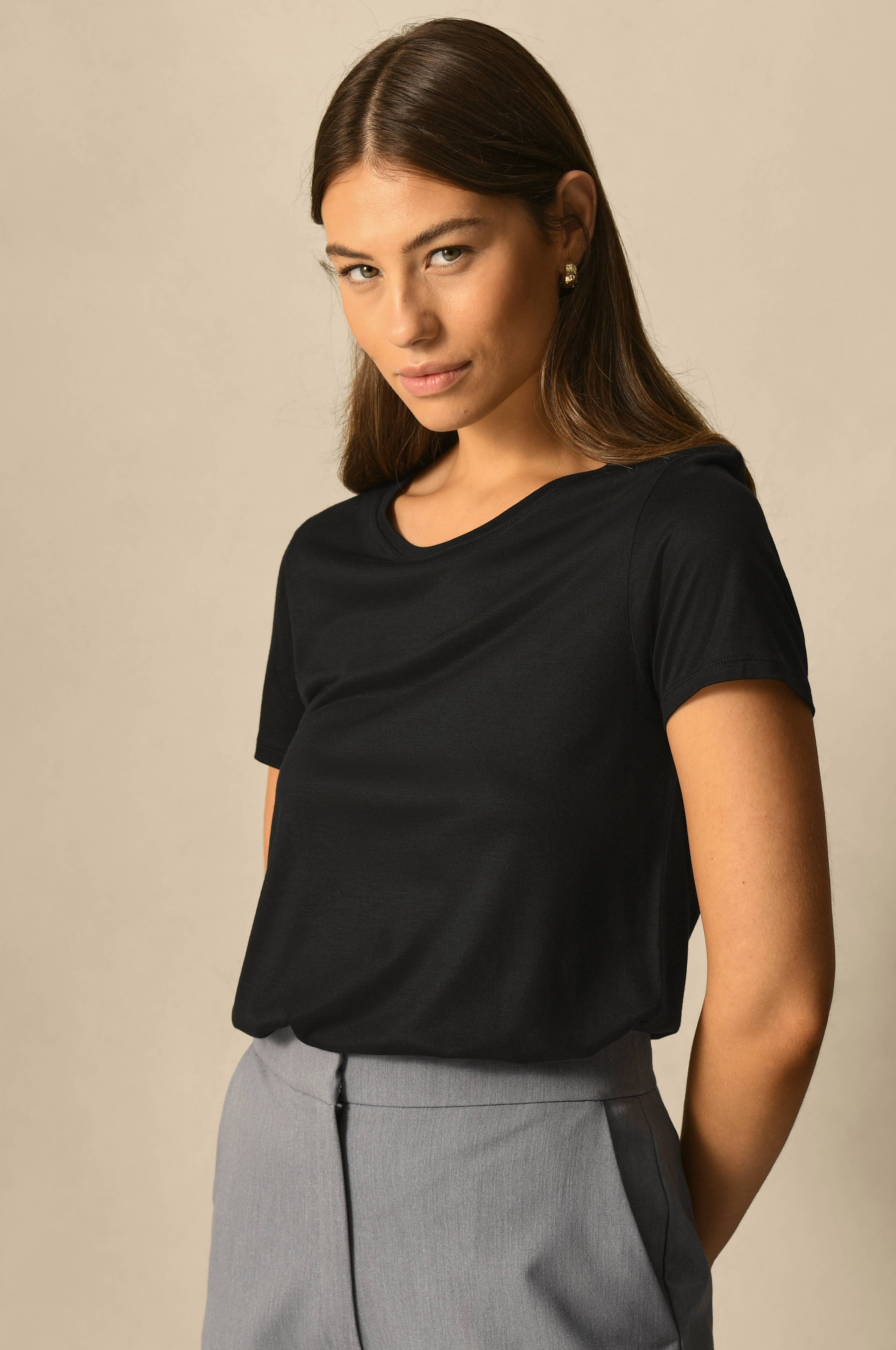 Ellos Collection Topp Sandra Premium i lyocell - Svart - Toppar | Ellos.se