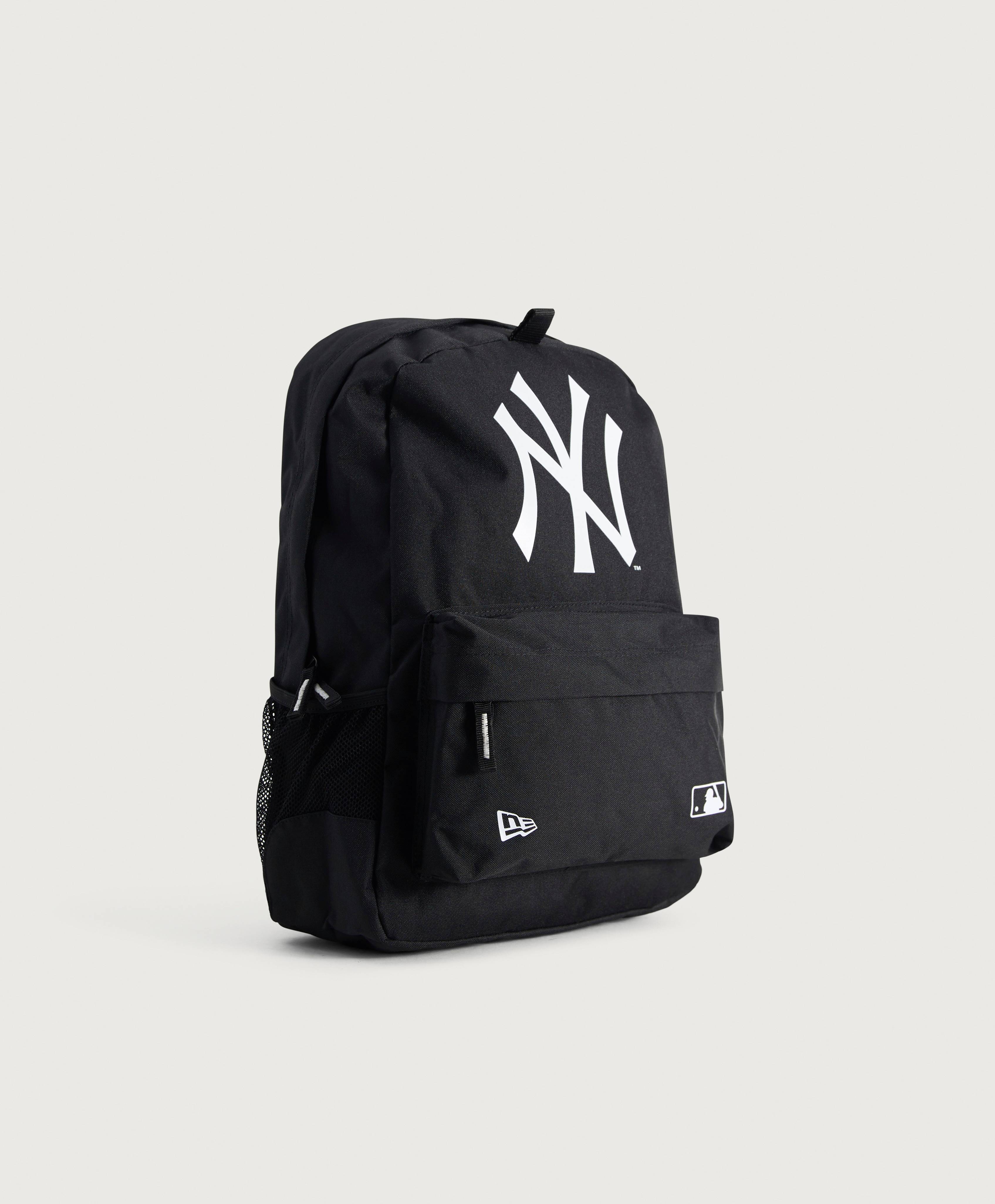 new-era-ryggs-ck-mlb-stadium-bag-svart-accessoarer-stayhard